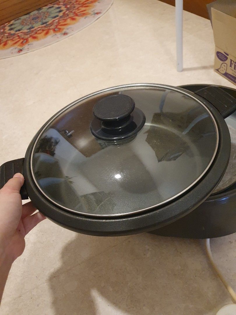 Iona hot pot steamboat cooker GL1500, TV & Home Appliances, Kitchen ...