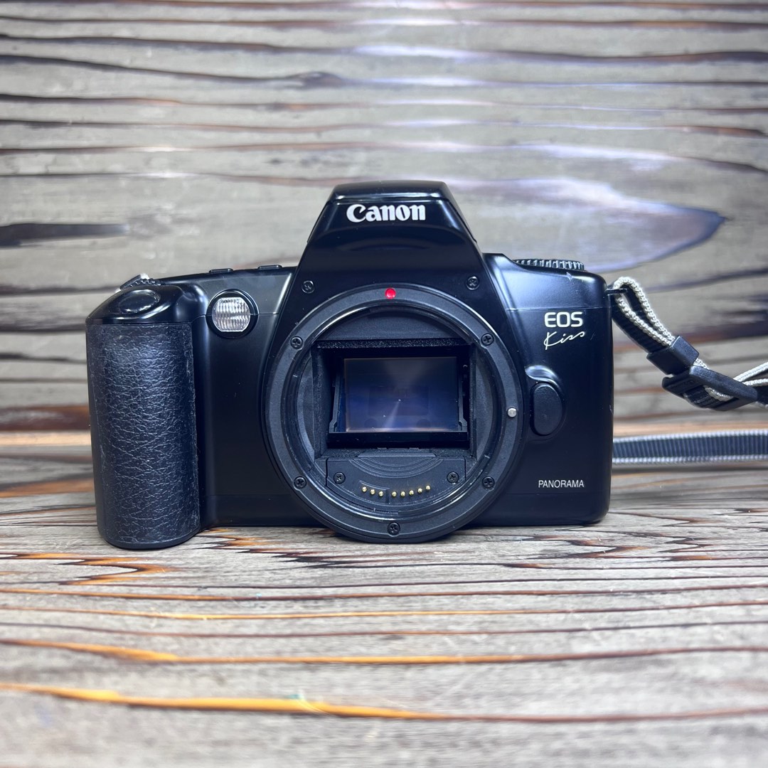 Canon EOS Kiss Panorama Camera Japan Surplus, Photography, Cameras on Carousell