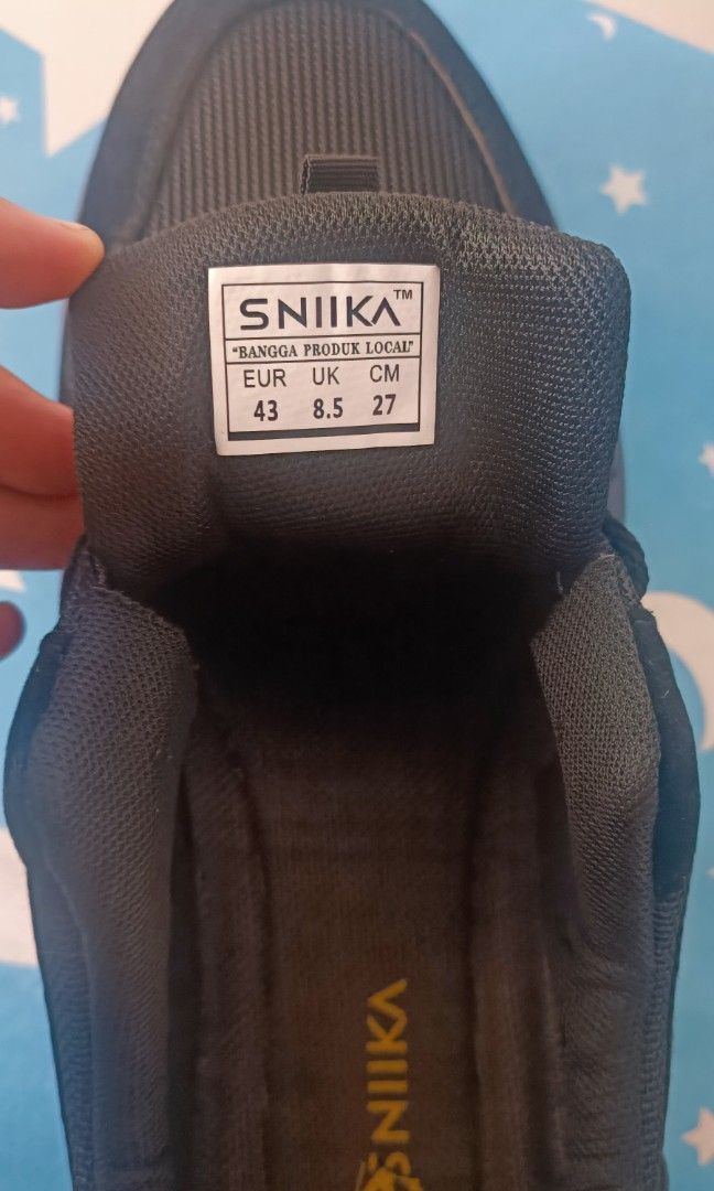 Snika Taji All Black, Men's Fashion, Footwear, Sneakers on Carousell