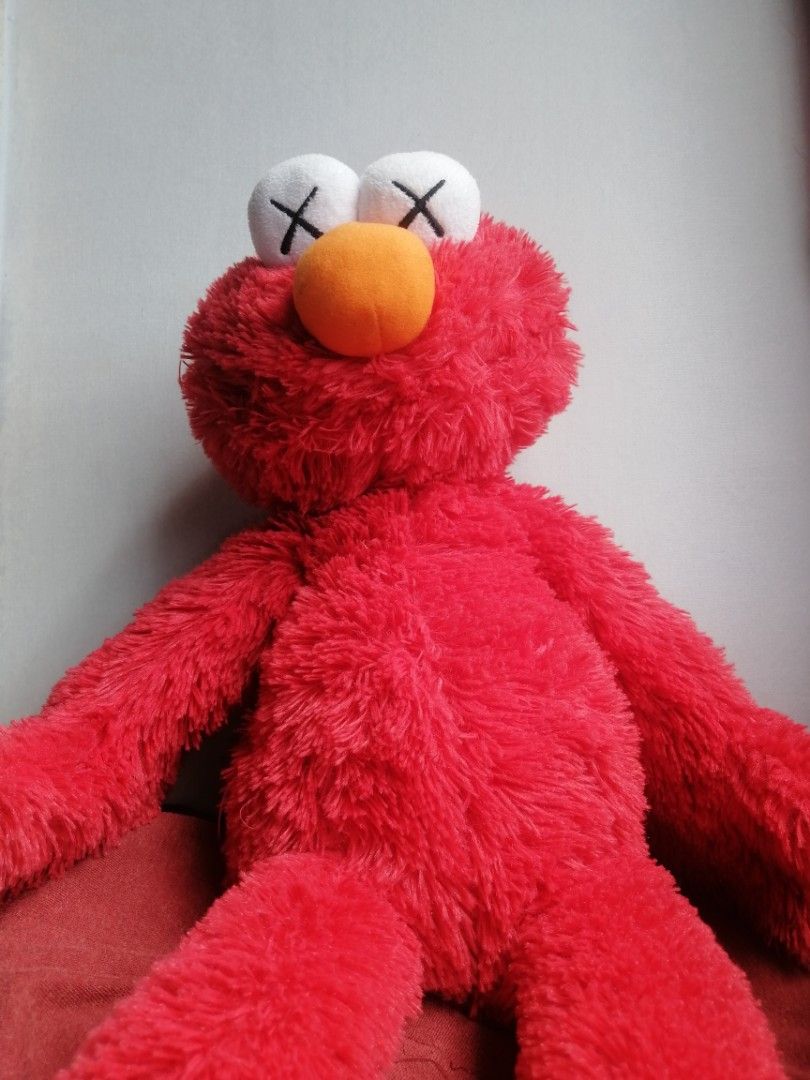 Kaws Elmo Uniqlo, Hobbies & Toys, Toys & Games on Carousell