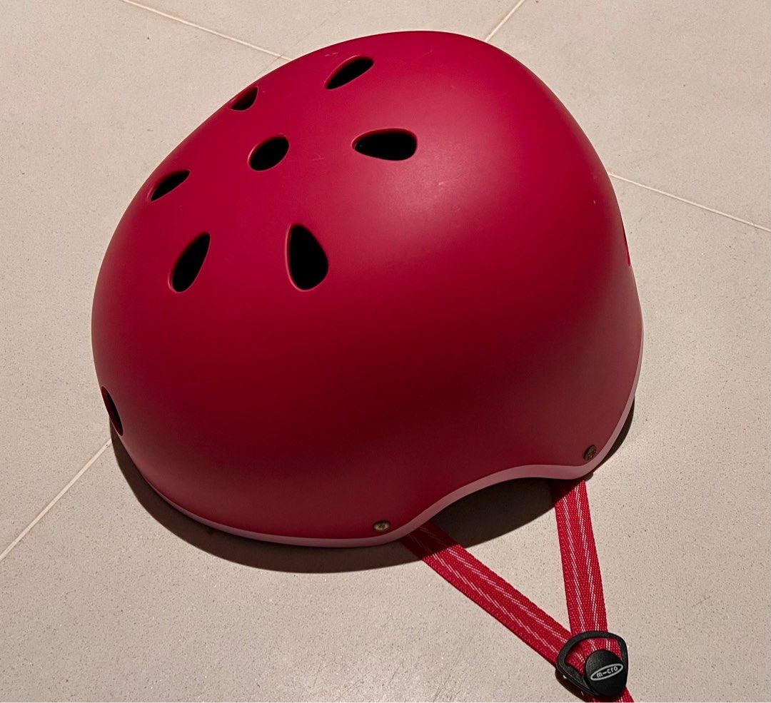 Kids Micro brand Helmet to cycling, scooting, rollerblading etc, Sports ...