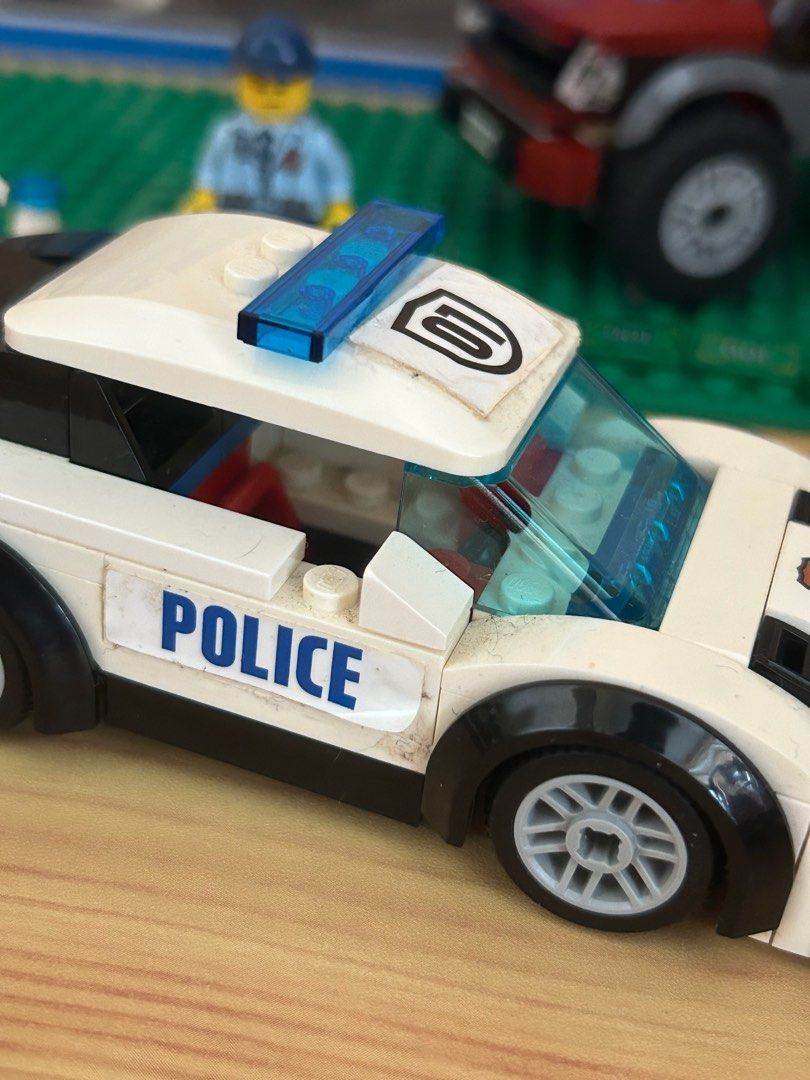 Lego City police 60128, 興趣及遊戲, 玩具 & 遊戲類 - Carousell