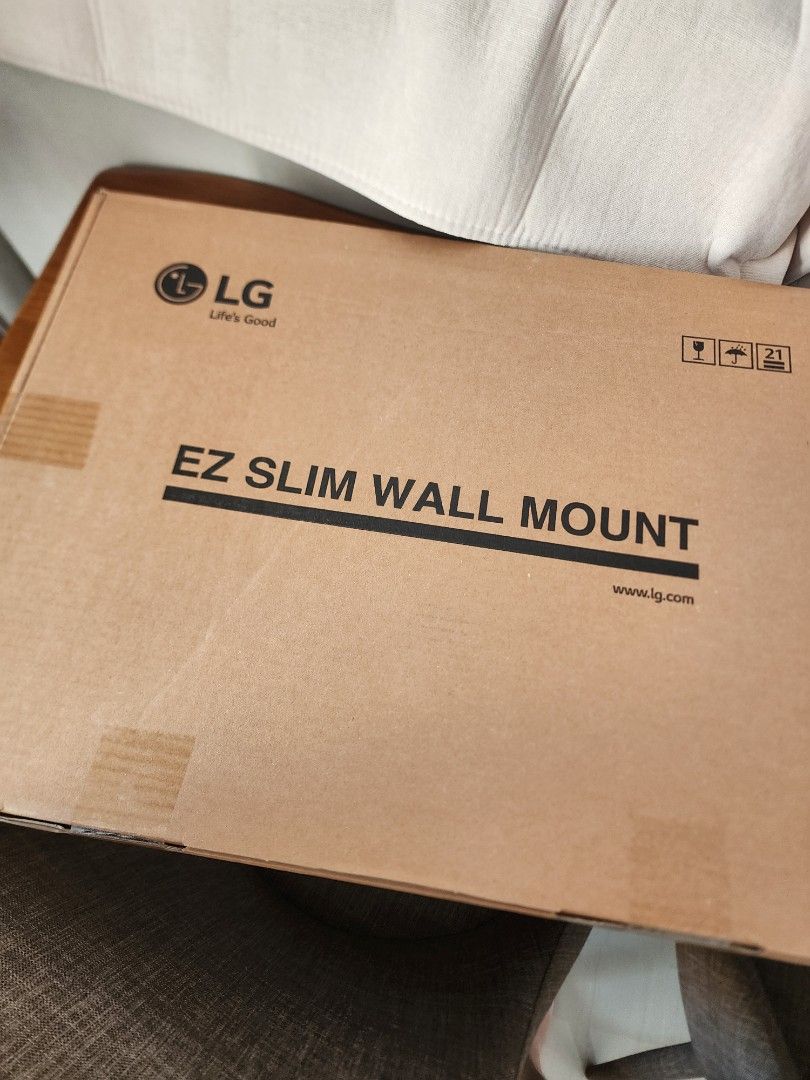 LG EZ SLIM WALL MOUNT, TV & Home Appliances, TV & Entertainment, TV ...