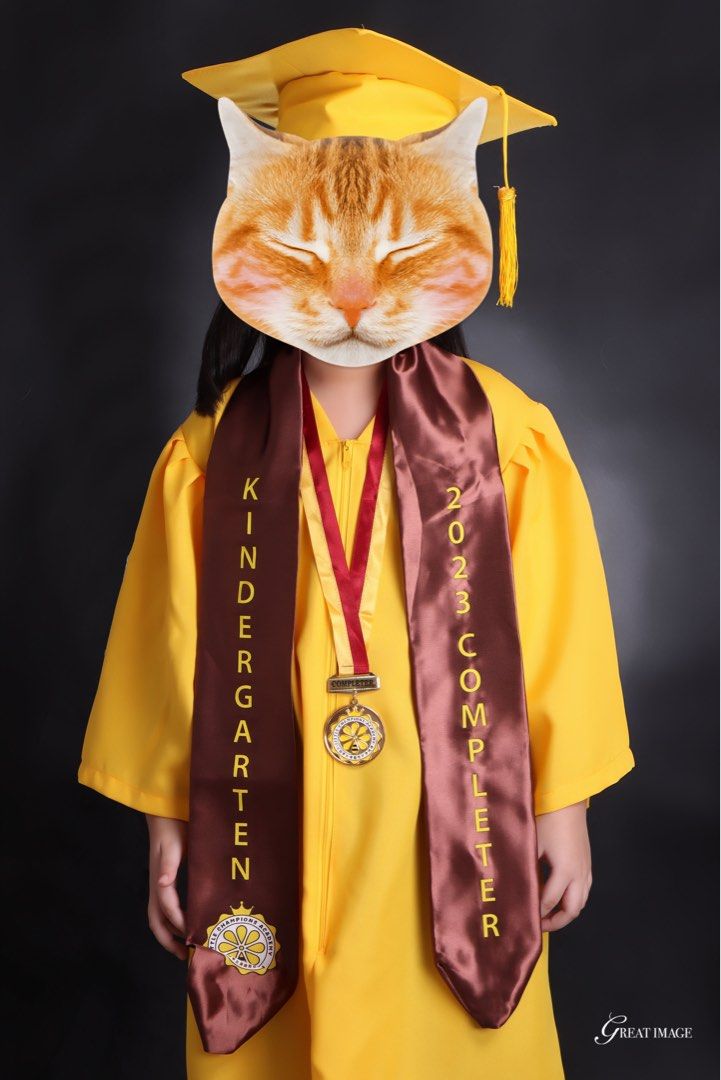 YELLOW TOGA FOR KINDERGARTEN MOVING UP CEREMONY (School: Little ...