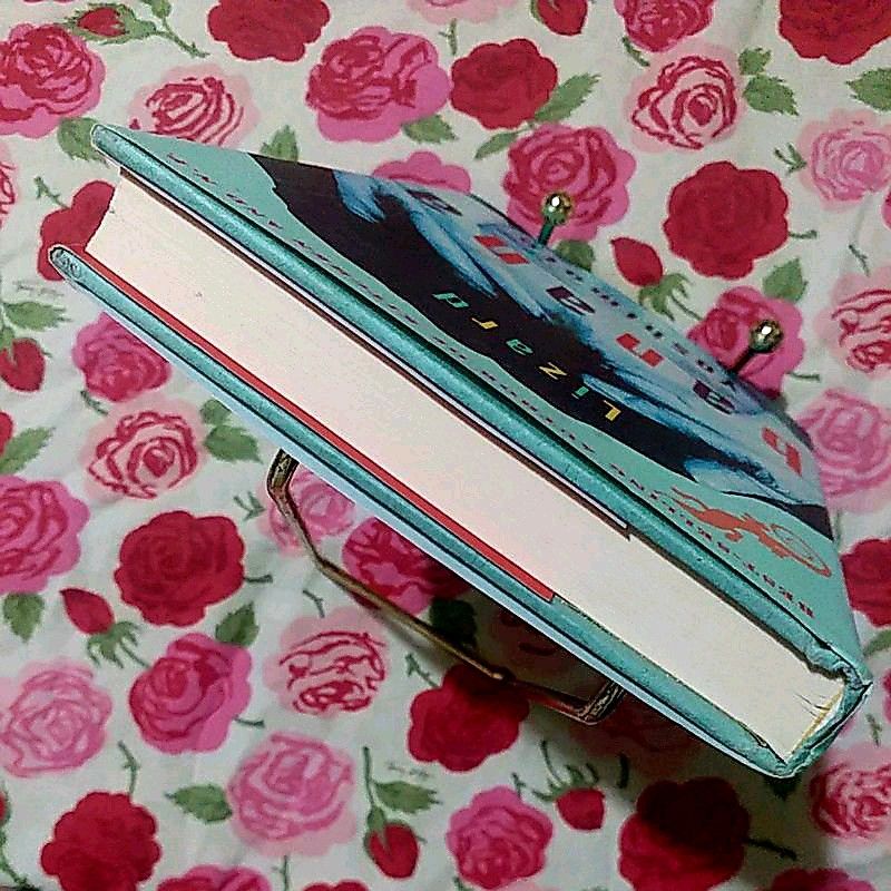 Lizard by Banana Yoshimoto [Hardbound] on Carousell