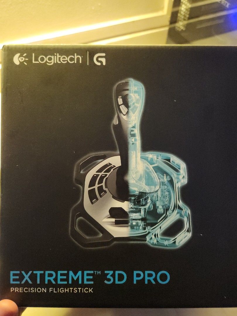 Logitech EXTREME 3D Pro flight stick (with box), Video Gaming, Gaming ...
