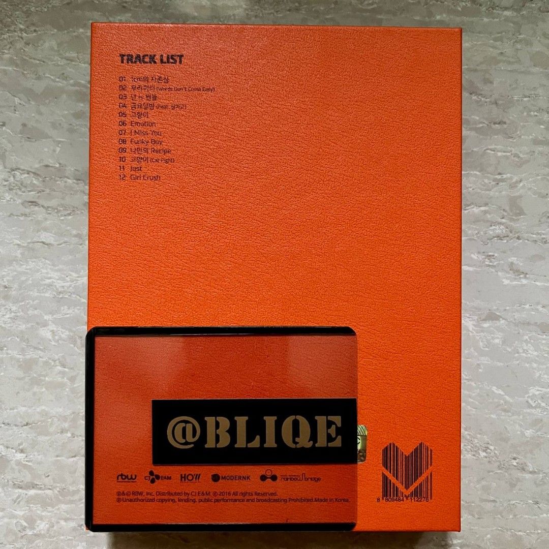MAMAMOO Melting Official 1st Studio Album. Solar Moonbyul Wheein Hwasa ...