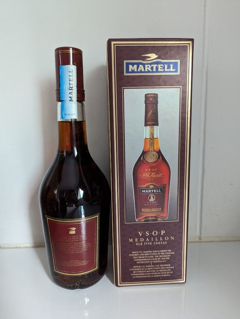 Martell VSOP Medaillon old fine cognac - 70cl, Food & Drinks, Alcoholic Beverages on Carousell