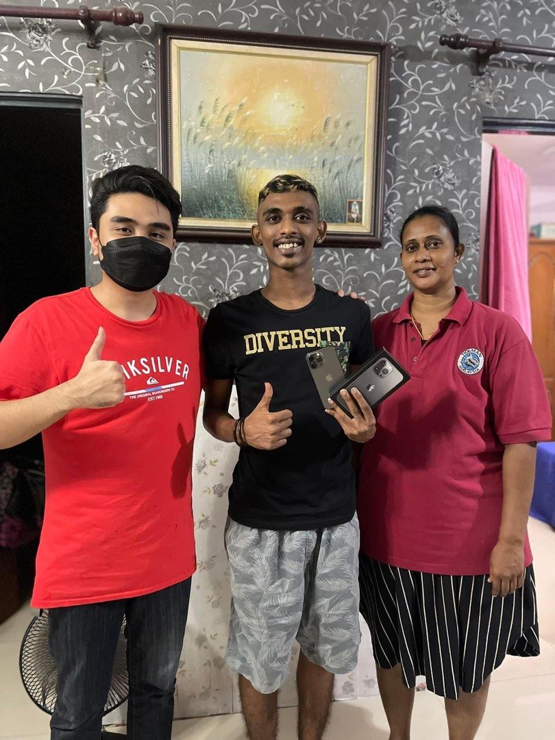 MEMBELI IPHONE TELCO LOCK ( MAXIS, DIGI , CELCOM , UMOBILE ), Mobile ...