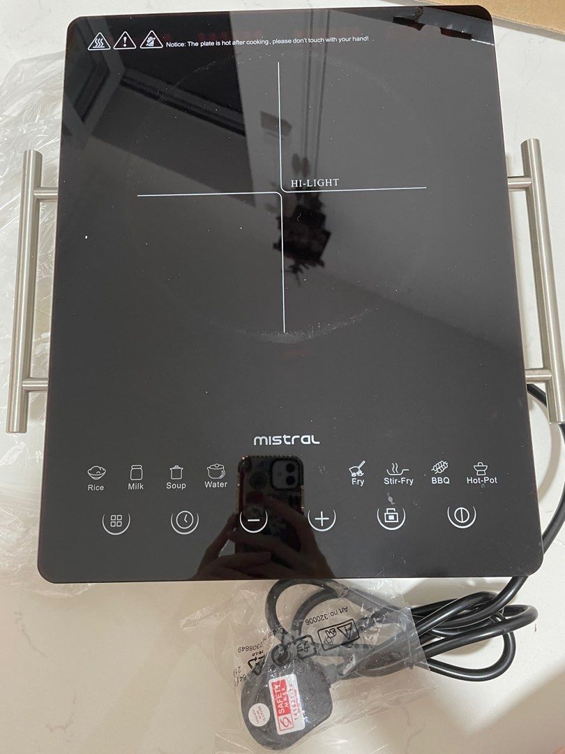 Mistral ceramic cooker, TV & Home Appliances, Kitchen Appliances ...