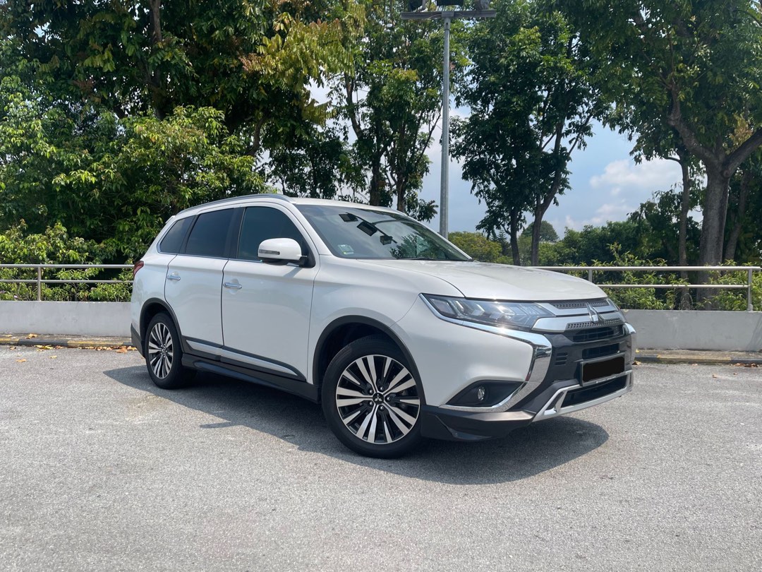 Mitsubishi Outlander 2.0 CVT Classic 7-Seater (A), Cars, Used Cars on ...