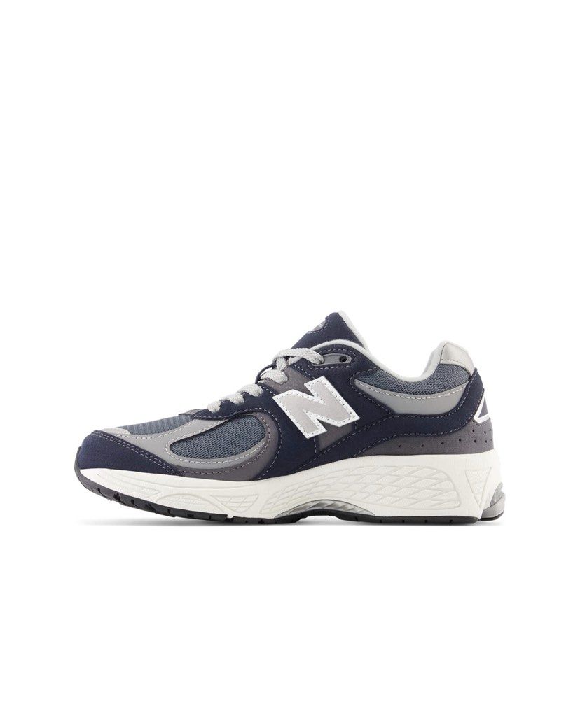 New Balance 2002R Blue, Women's Fashion, Footwear, Sneakers on Carousell