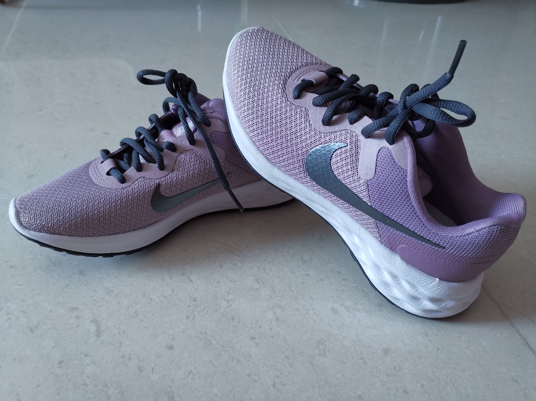 Nike Revolution 6, Women's Fashion, Footwear, Sneakers on Carousell