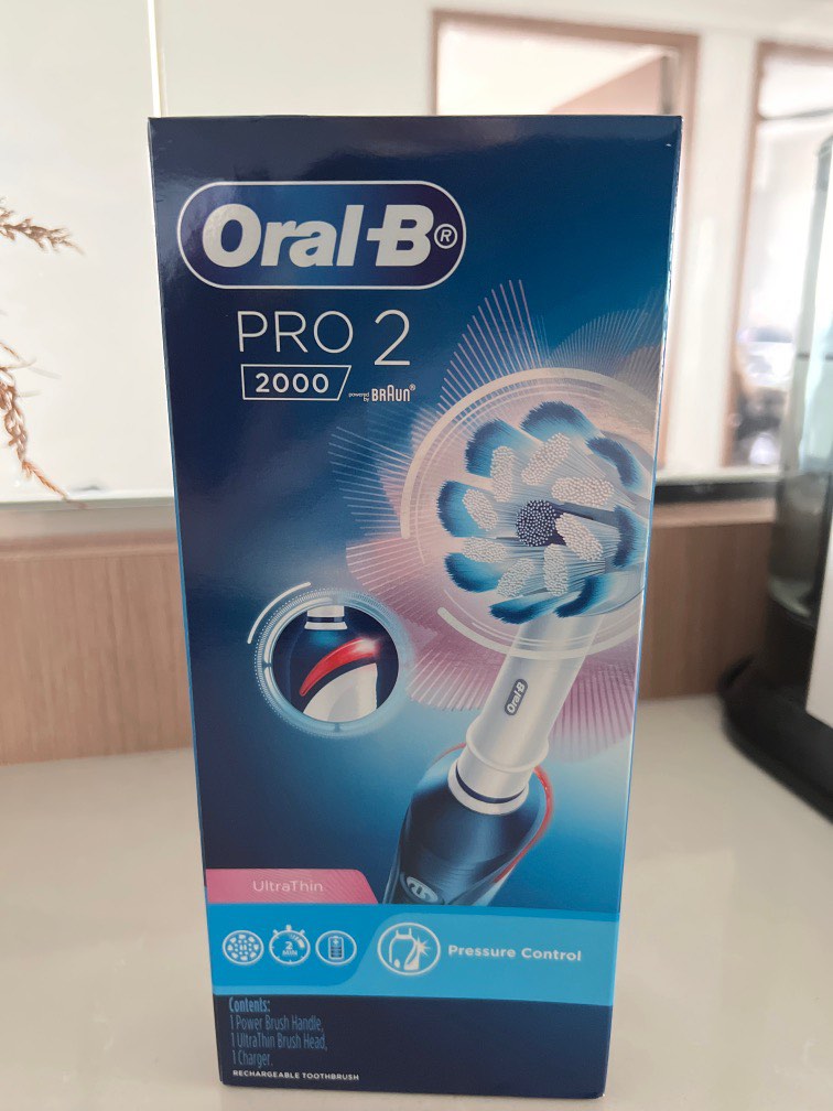 Oral B 2000 Electric Toothbrush Pro2, Beauty & Personal Care, Oral Care on Carousell