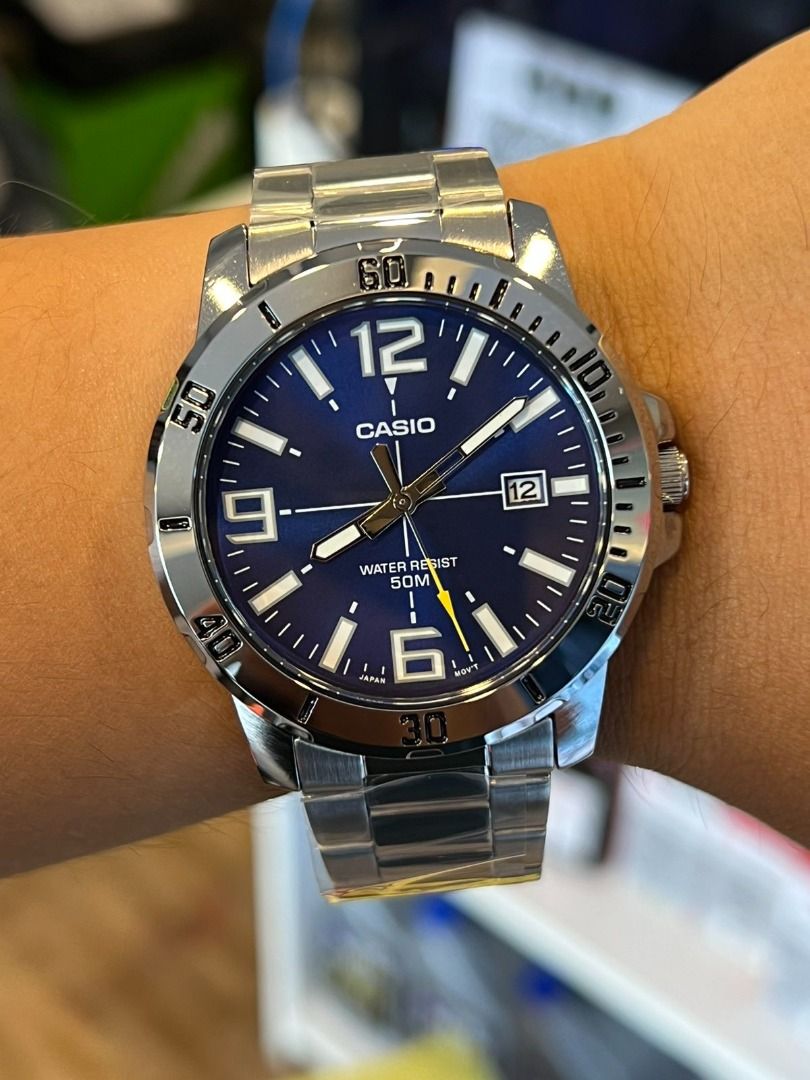ORIGINAL CASIO Analog Blue Dial Stainless Steel Men's Watch MTP-VD01D-2B, Men's Fashion, Watches ...