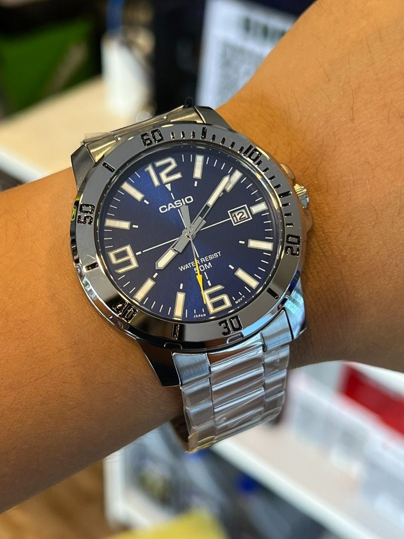 ORIGINAL CASIO Analog Blue Dial Stainless Steel Men's Watch MTP-VD01D-2B, Men's Fashion, Watches ...