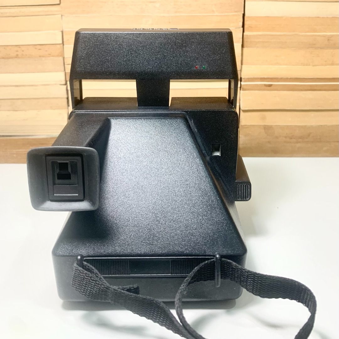 Polaroid Supercolor 635CL (Full Black Body) (1985), Photography ...