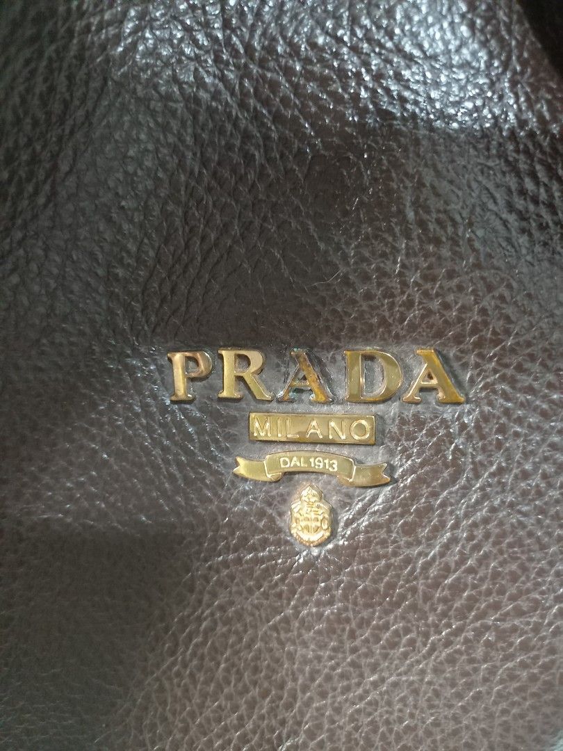 PRADA MILANO FULL KULIT ASLI, Fesyen Wanita, Tas & Dompet di Carousell