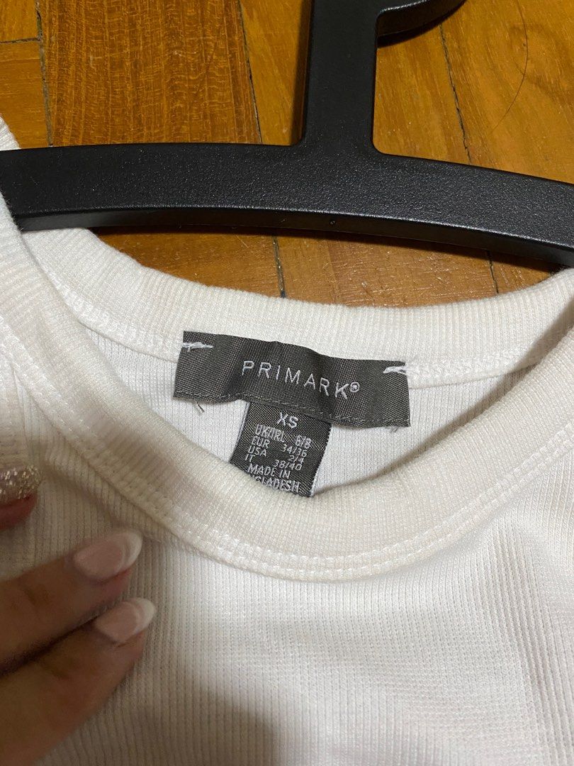 Primark White Halter racer crop top, Women's Fashion, Tops, Sleeveless ...