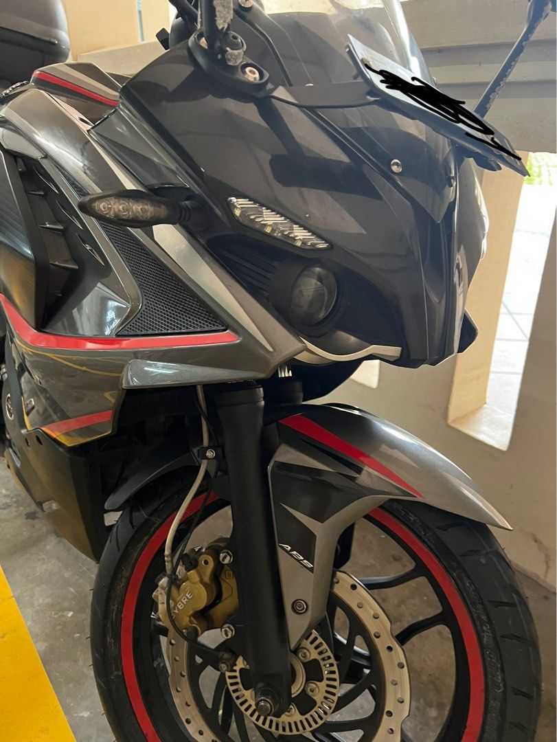Pulsar rs200, Motorcycles, Motorcycles for Sale, Class 2B on Carousell