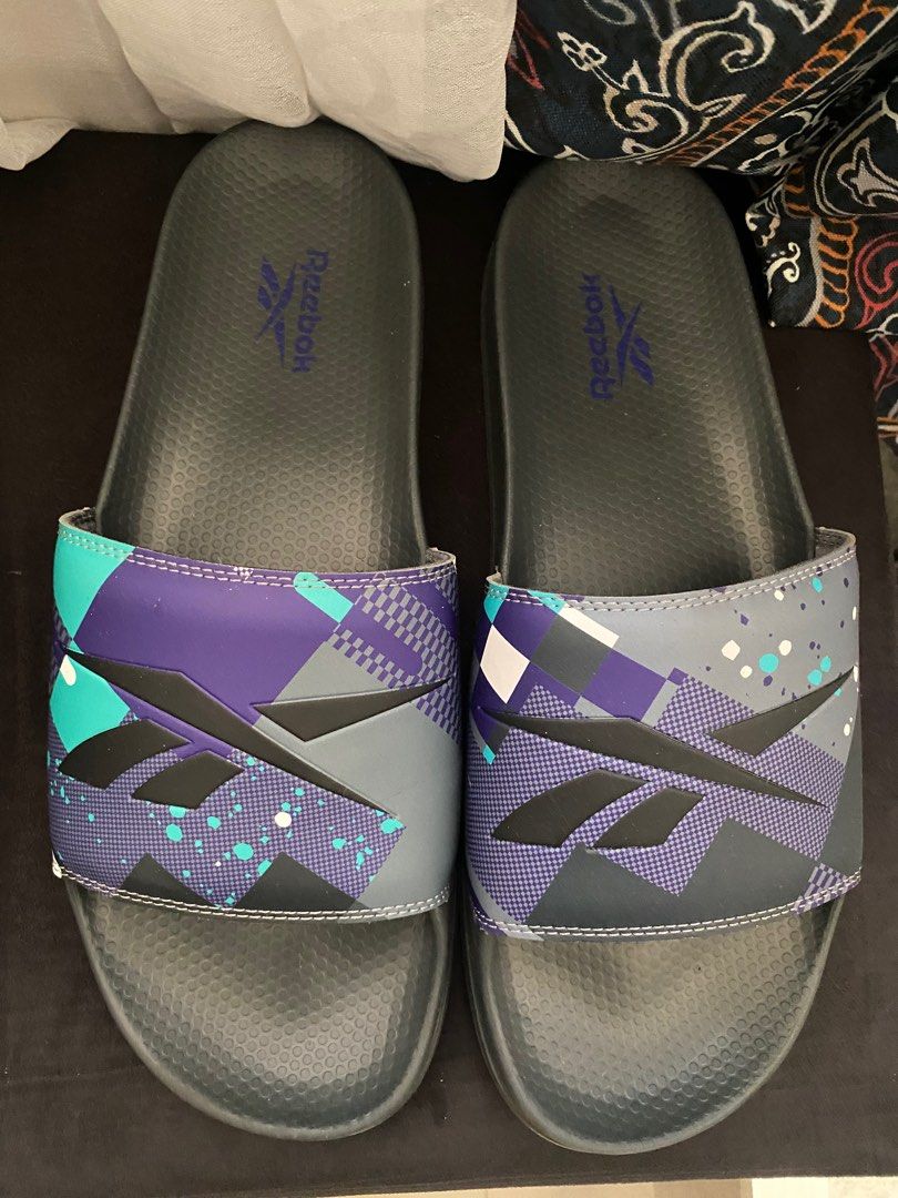 Reebok slides on Carousell