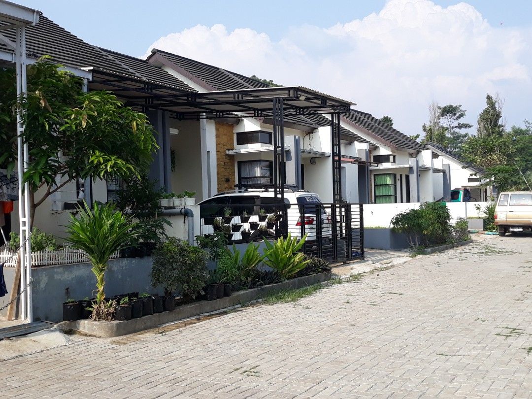 Rumah pengauban batu jajar, Properti, Dijual di Carousell