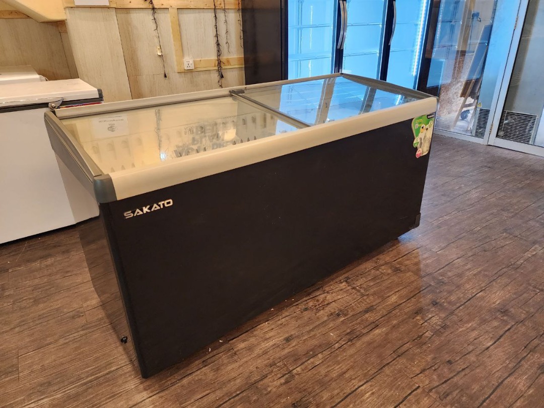 SAKATO SSG-600 Sliding Glass Door Freezer 550L, TV & Home Appliances ...