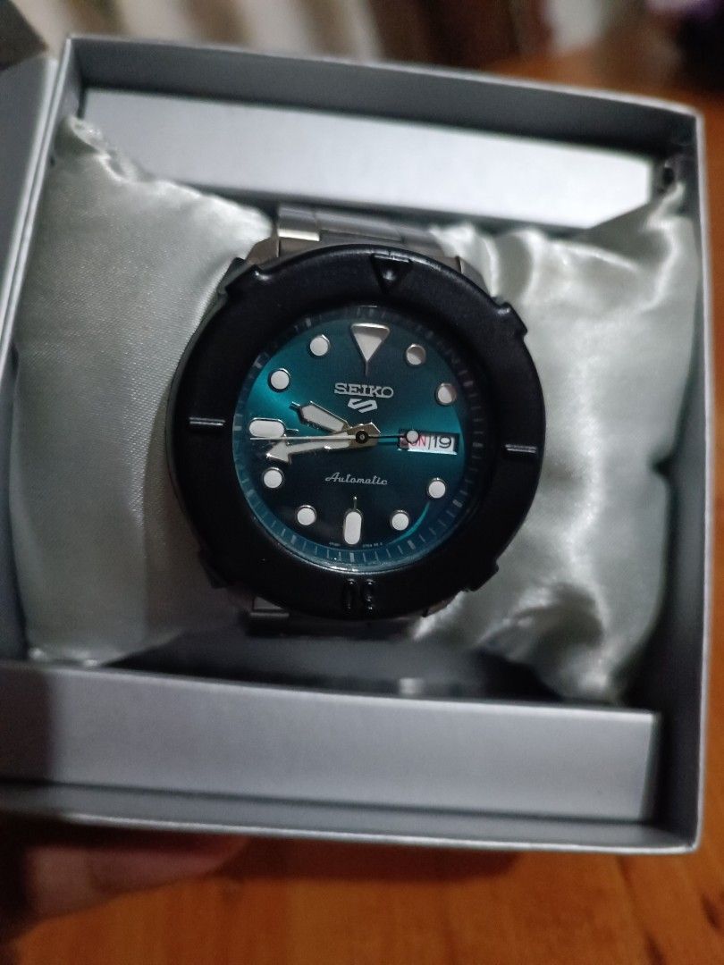 Seiko Sports 4r36, Men's Fashion, Watches & Accessories, Watches on ...