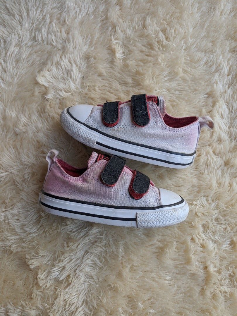 sepatu converse anak, Bayi & Anak, Baju Anak Laki-laki, 1 hingga 3 ...