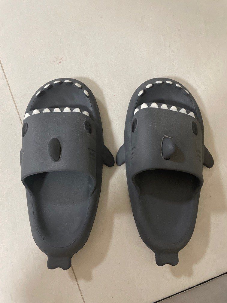 shark slides, Women's Fashion, Footwear, Flipflops and Slides on Carousell