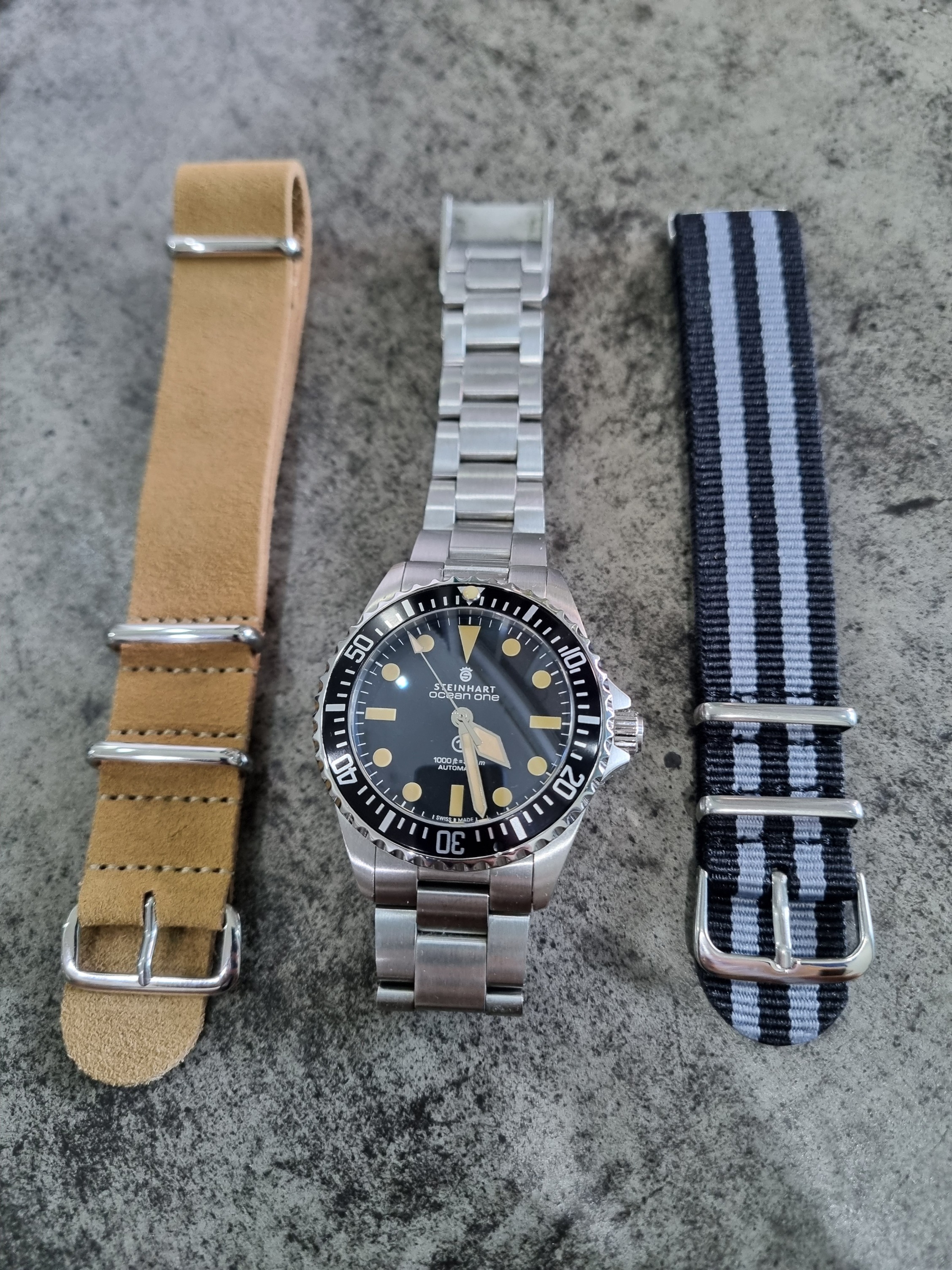 Steinhart military auto diver (39mm), Luxury, Watches on Carousell