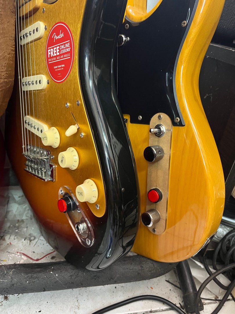 Strat Kill Switches Memory Push Button, Hobbies & Toys, Music & Media ...