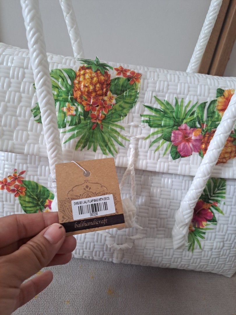 Tas bali craft, Barang Mewah, Tas & Dompet di Carousell