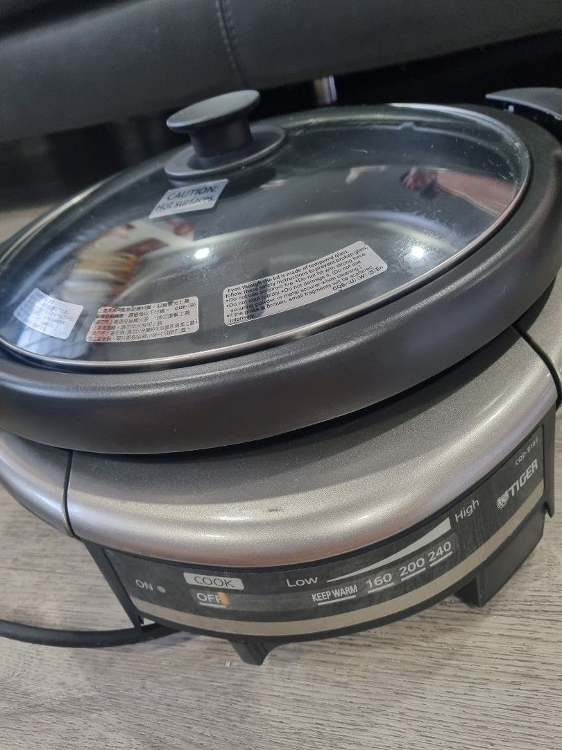 Tiger Electric Steamboat and Skillet CQD-B10S with free griddle plate, TV & Home Appliances ...
