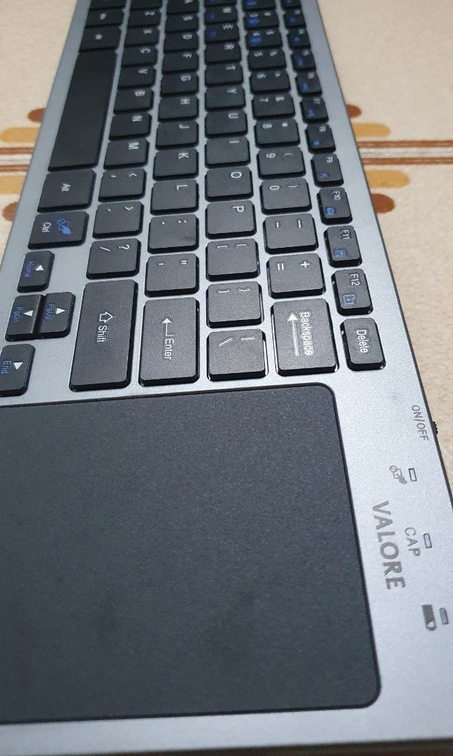 Valore Wireless Bluetooth Keyboard with Touchpad Trackpad for Laptop iPad MacBook, Computers ...
