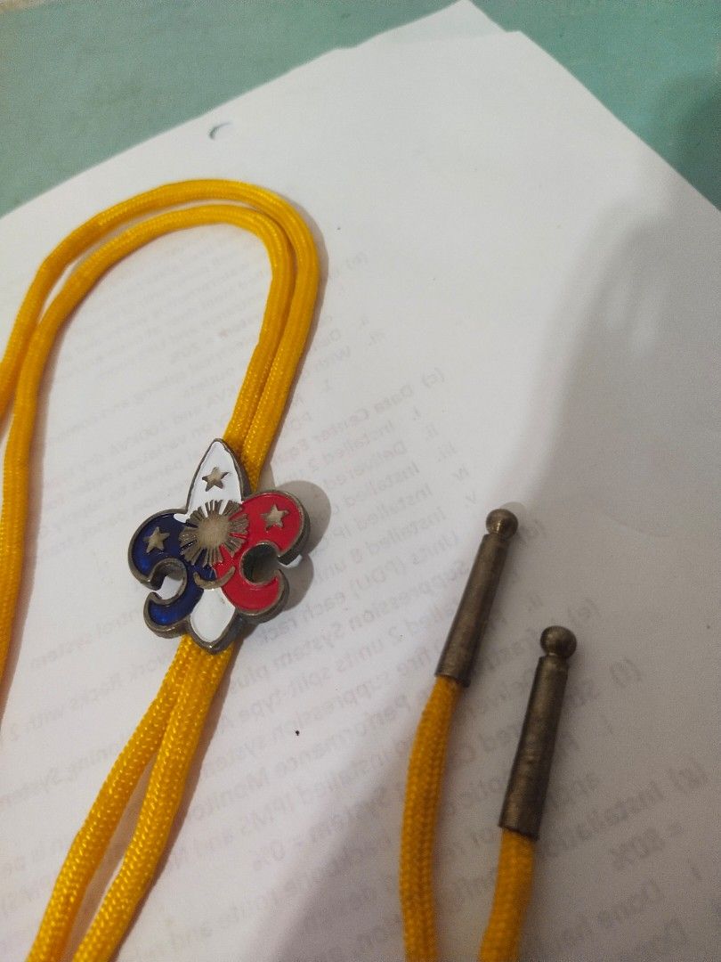 vintage "BSP Laminated Metal Scout symbol"/with Paracord/Copper aglets ...