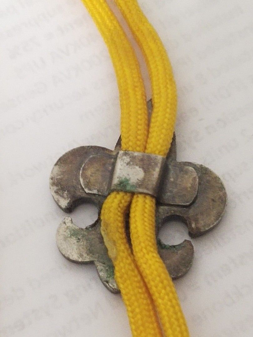 vintage "BSP Laminated Metal Scout symbol"/with Paracord/Copper aglets ...