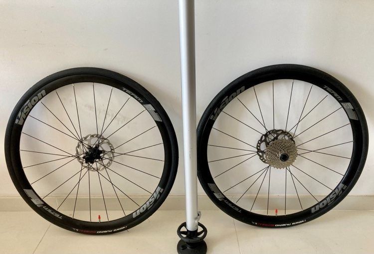 Vision Team 30 Wheelset Disk Break, Sports Equipment, Bicycles & Parts ...