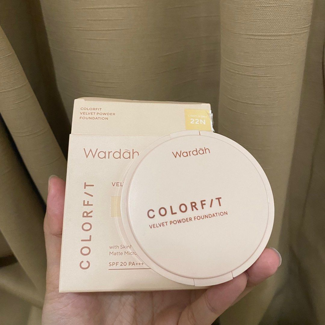 Wardah Velvet Powder Foundation Shade Light Ivory 22N, Kesehatan ...