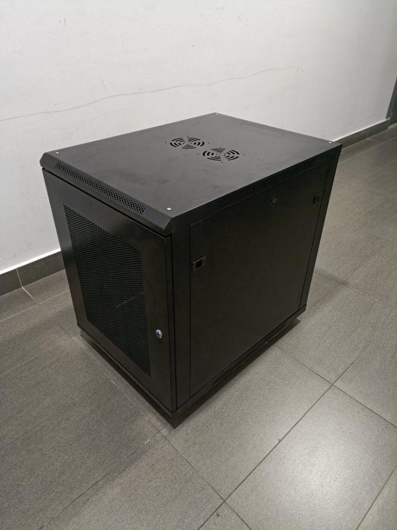 15U 60*80 Sever rack, Computers & Tech, Parts & Accessories, Other ...