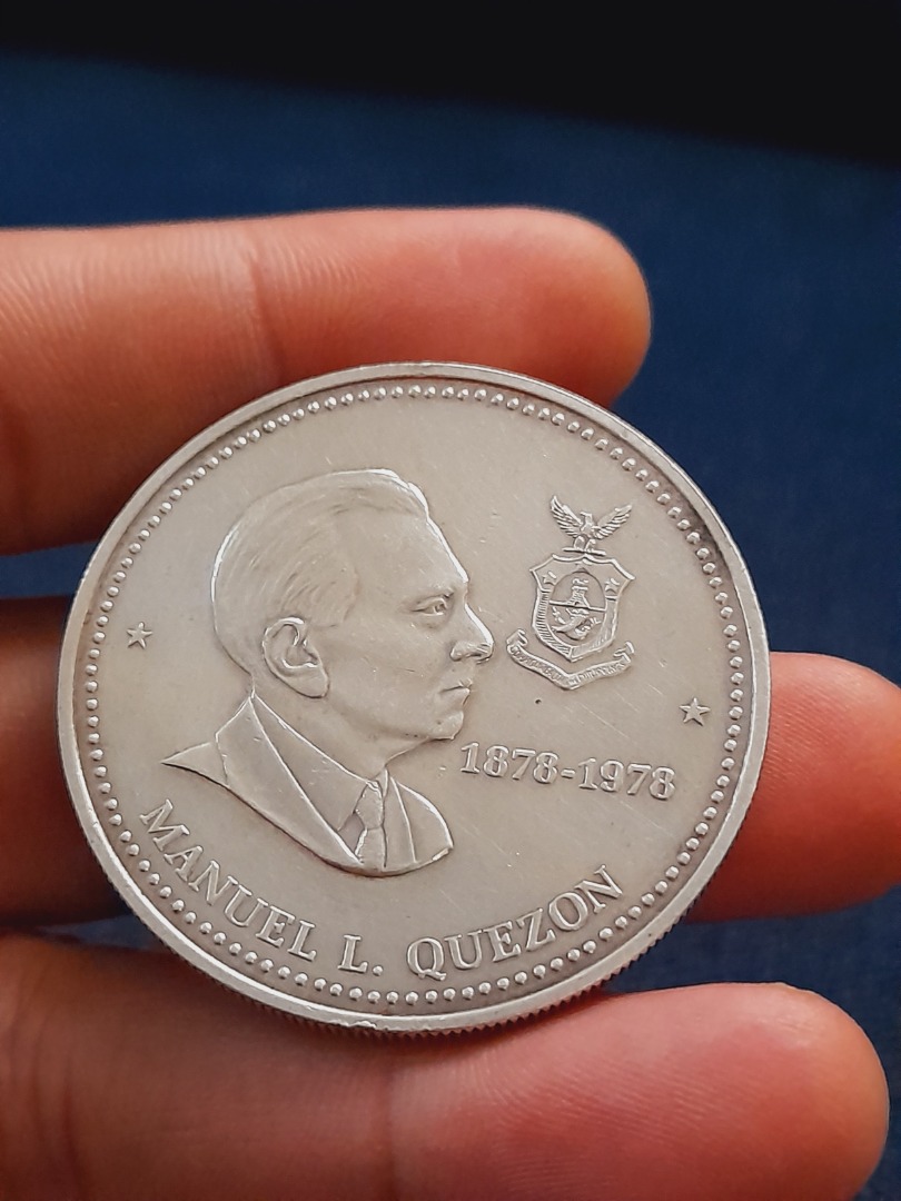 50 piso Manuel L. Quezon Silver coin, Hobbies & Toys, Memorabilia ...