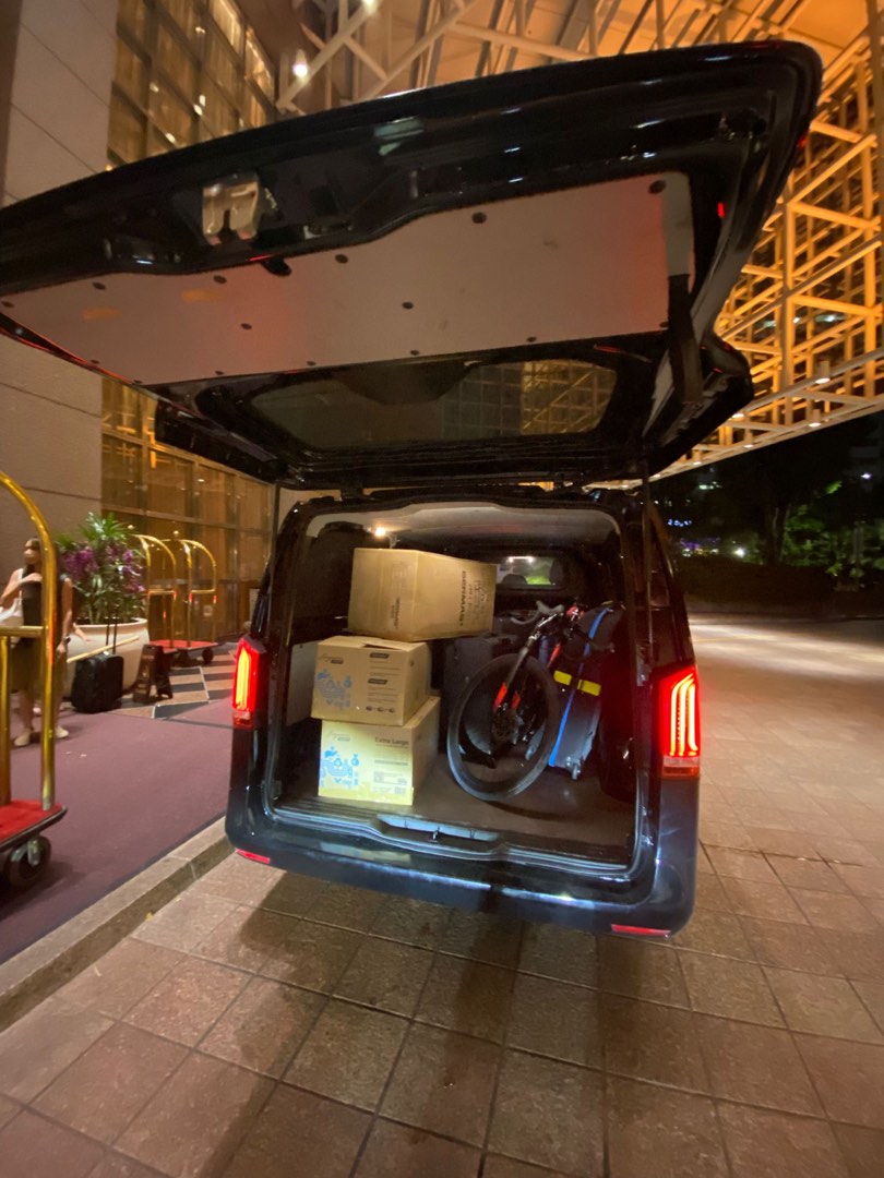 Airport / Ferry Terminal / Train Checkpoint / Hotel Luggage Transfer ...