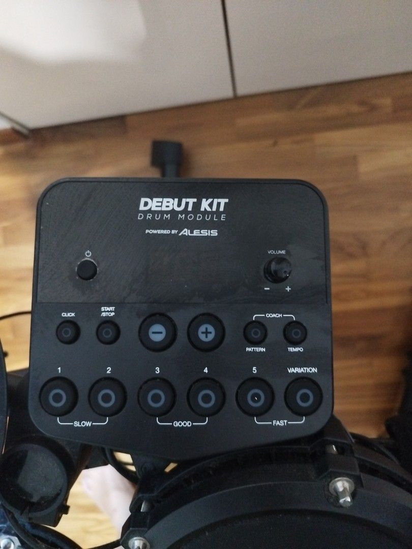 Alesis Debut Kit - Electronic Drum Kit, Hobbies & Toys, Music & Media ...