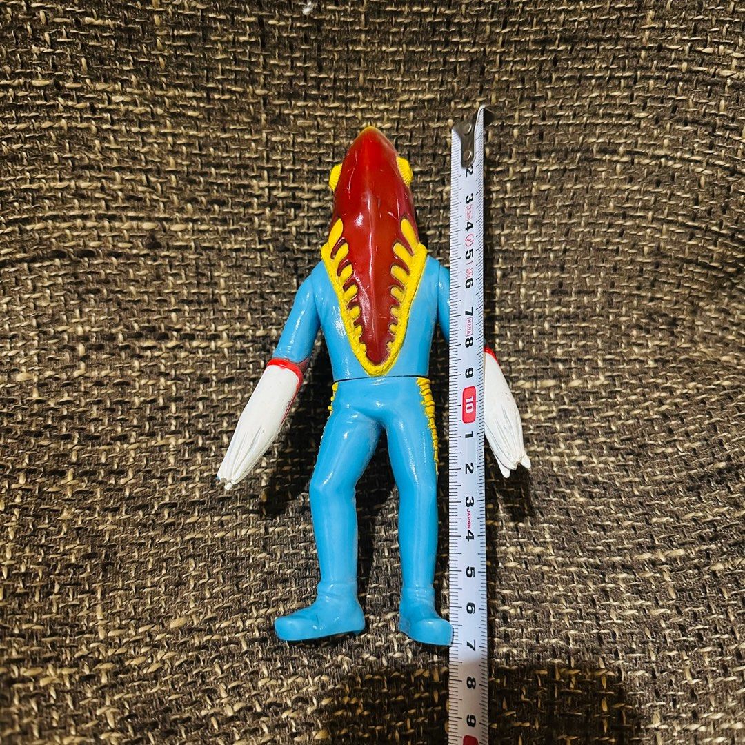 Alien Metron - Bandai Ultraman Ultra Monster 1994 China Pvc Action ...