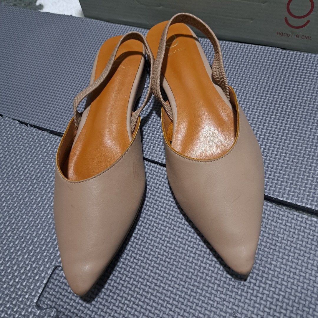 About a Girl Pointed Toe Sandals, Women's Fashion, Footwear, Flats ...