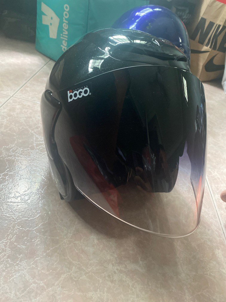 ARC Ritz 2 tone silver helmet, Motorcycles, Motorcycle Accessories on ...