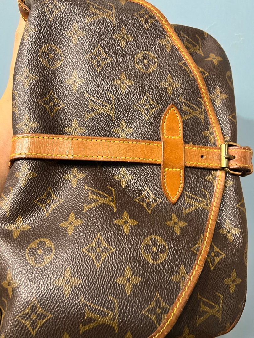 Authentic LV Saumur 30 on Carousell