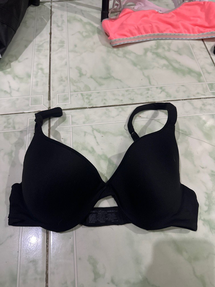 Barely there bra, Women's Fashion, Undergarments & Loungewear on Carousell