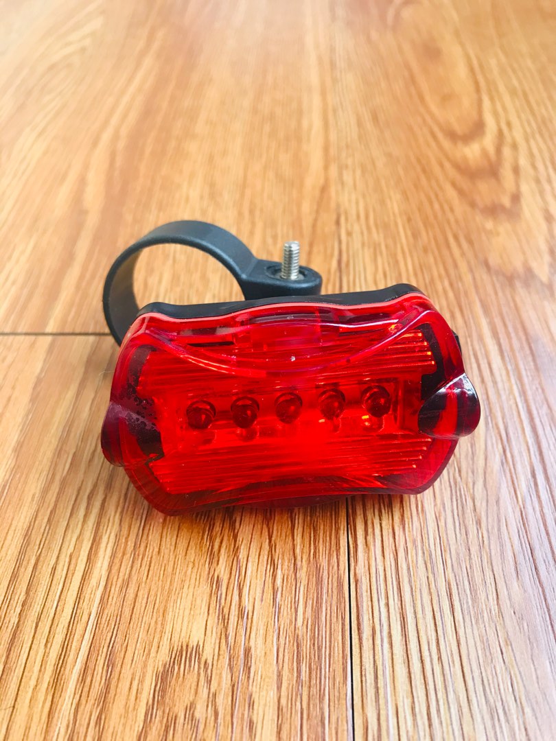 Bicycle Red Blinking Rear Light, Sports Equipment, Bicycles & Parts ...
