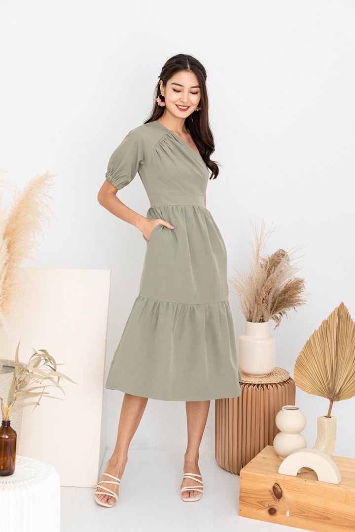 BNWOT Lechic Sage Green Toga Dress, Women's Fashion, Dresses & Sets ...